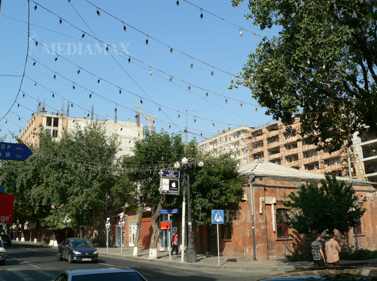 YEREVAN | Projects & Construction | Page 15 | SkyscraperCity Forum